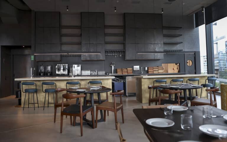 The Loft: el nuevo bar del MUT con coctelería clásica y vinos del mundo ...